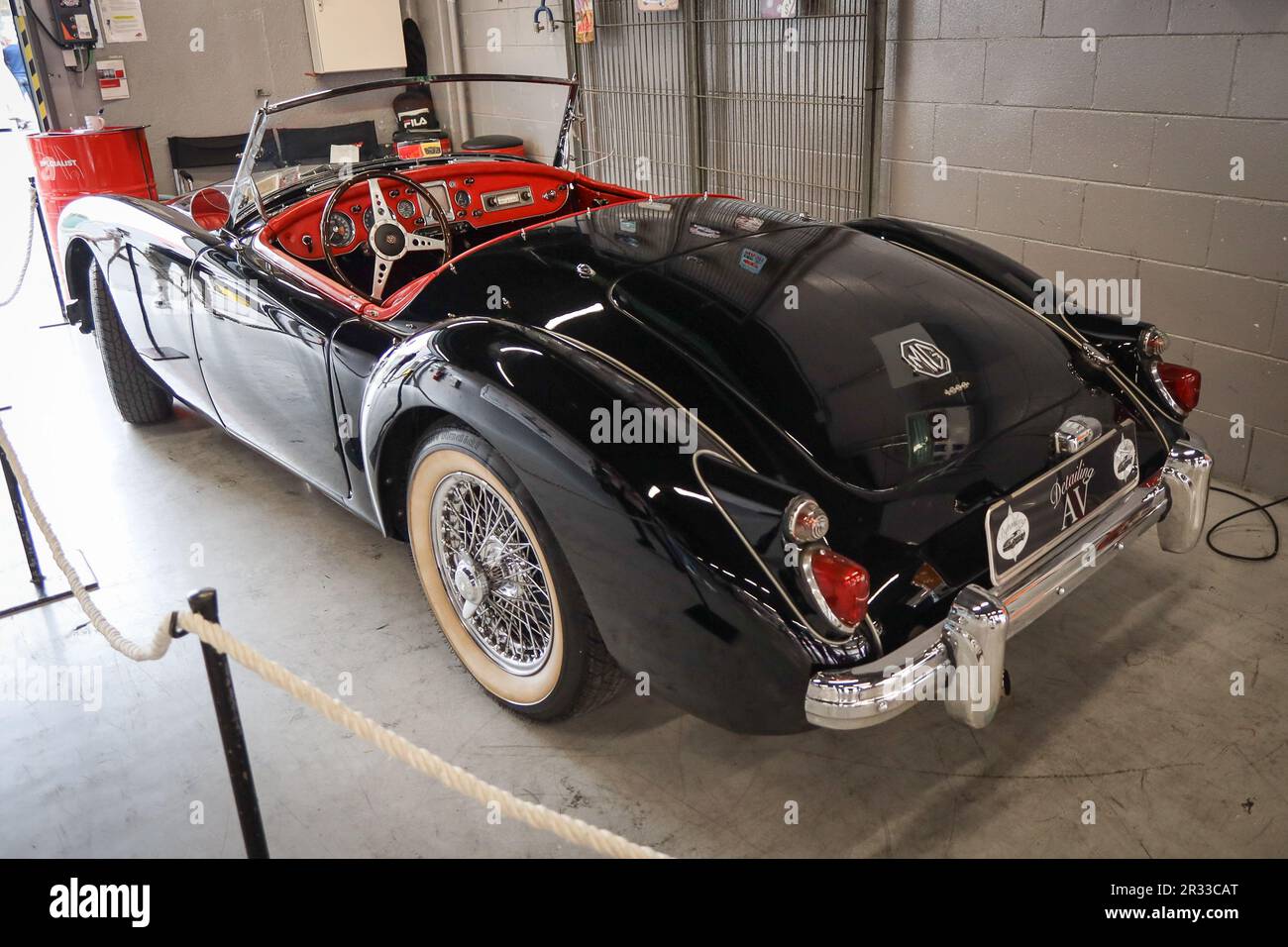 Mga classic british convertible car -Fotos und -Bildmaterial in hoher ...