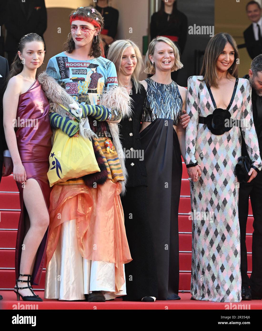 Jessica hausner und mia wasikowska -Fotos und -Bildmaterial in hoher ...