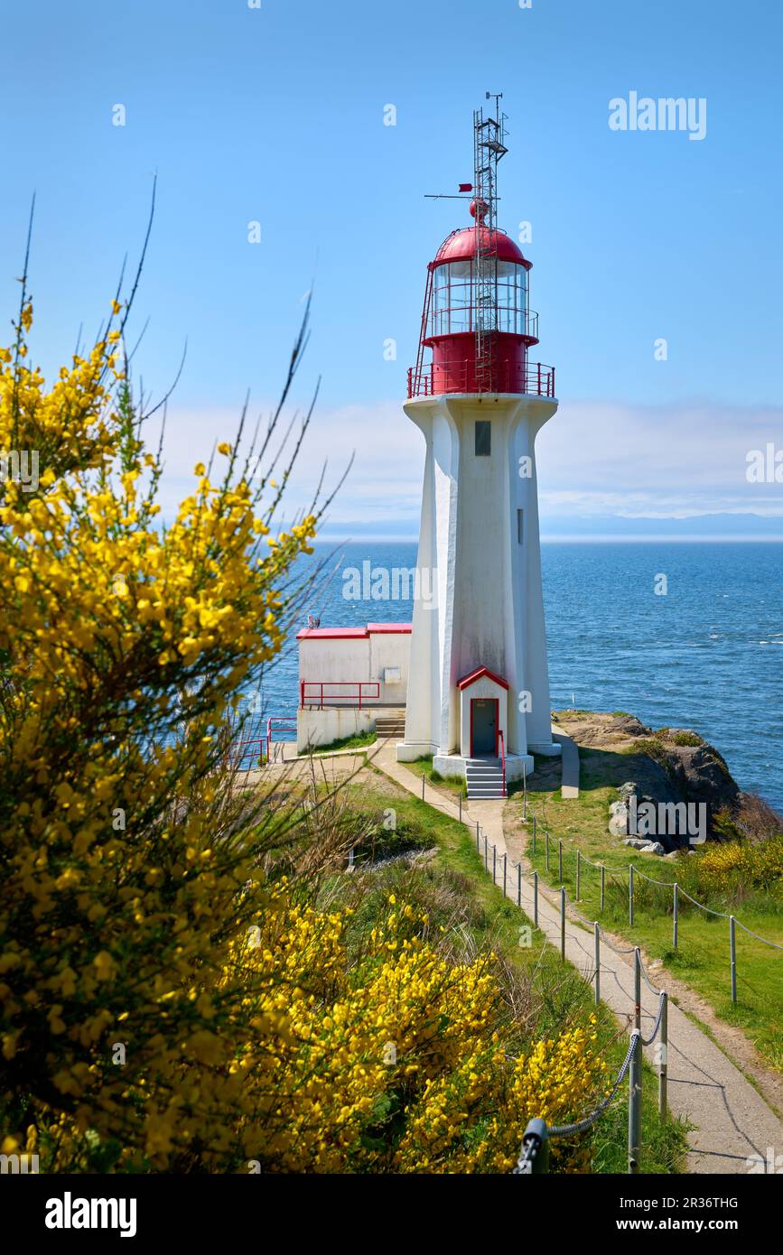 Sheringham Point Lighthouse Vancouver Island Scotch Besen. Sheringham ...