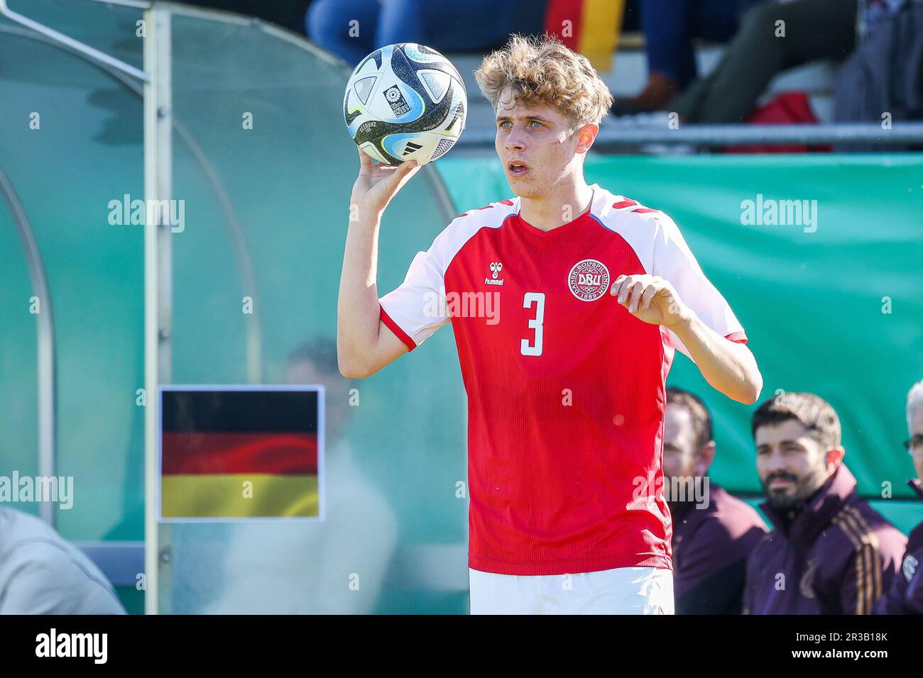 Wolfsburg, Deutschland. 08., Mai 2023. Mikkel Madsen (3) aus Dänemark ...