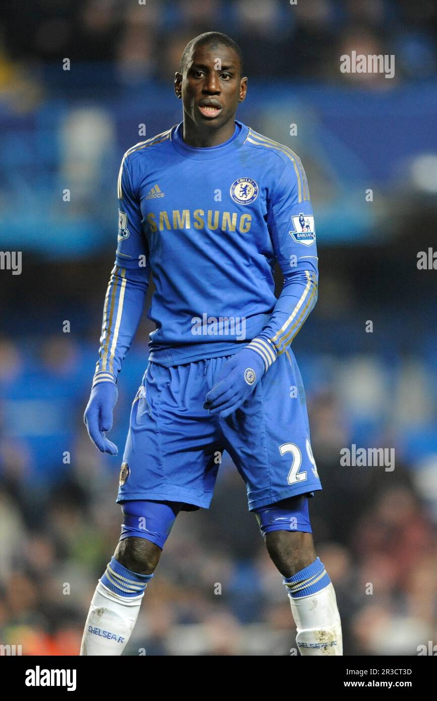 Demba Ba von Chelsea wahrend des Barclays Premier League Spiels zwischen Chelsea und Southampton auf der Stamford Bridge am Mittwoch den 16. Januar 2013 Foto Stockfotografie Alamy