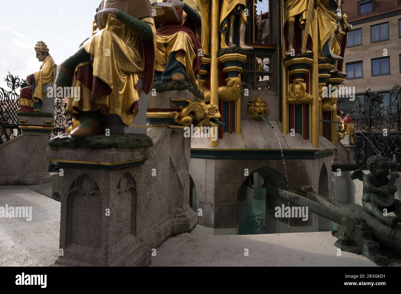 Schöner brunnen nürnberg -Fotos und -Bildmaterial in hoher Auflösung ...