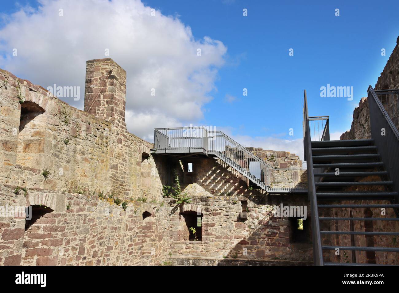 Burg grebenstein -Fotos und -Bildmaterial in hoher Auflösung – Alamy