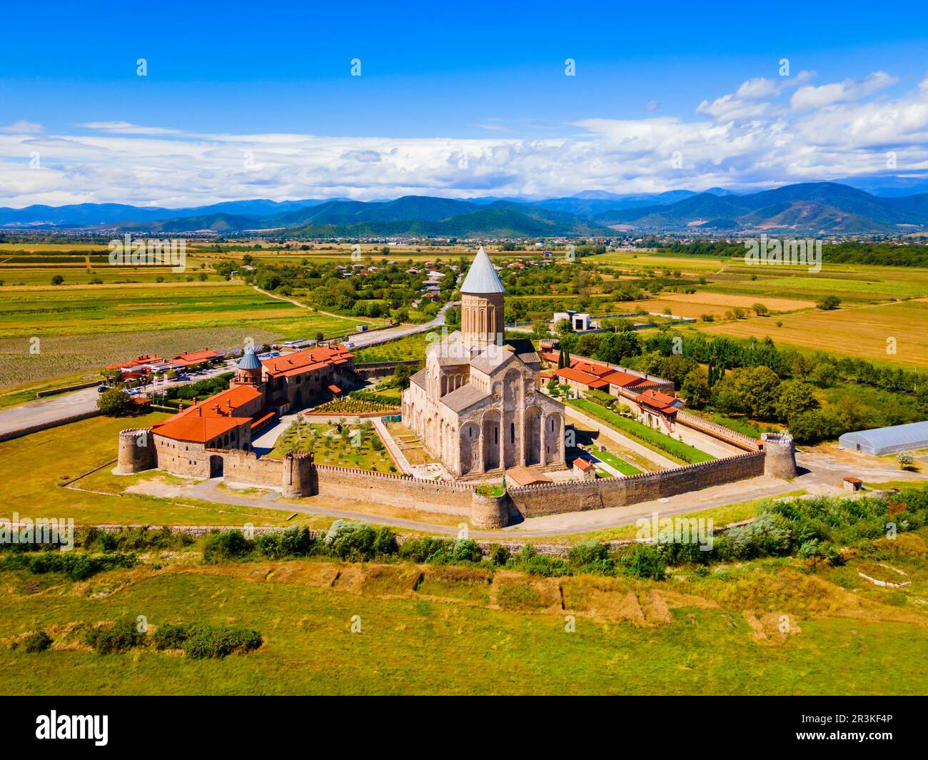 Alaverdi Kloster Komplex Luftpanorama in Kacheti. Kacheti ist eine ...