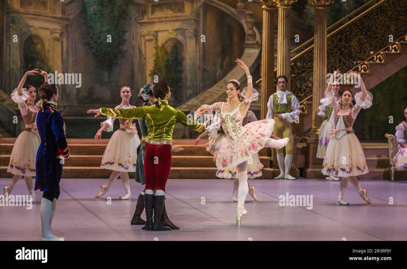 Berlin state ballet -Fotos und -Bildmaterial in hoher Auflösung – Alamy