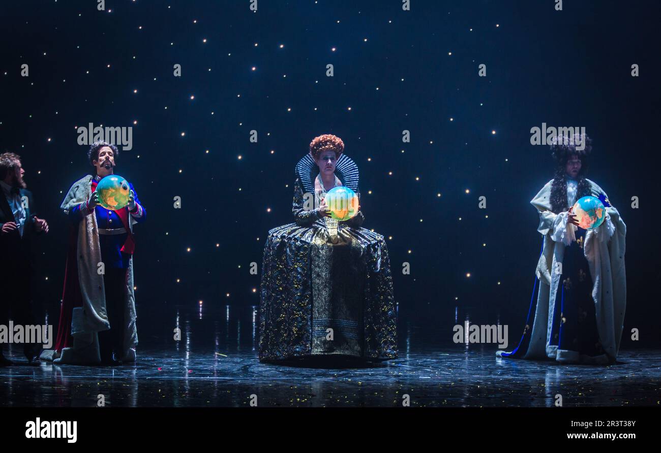 "Candide" von L. Bernstein in einer Inszenierung von Barrie Kosky an ...