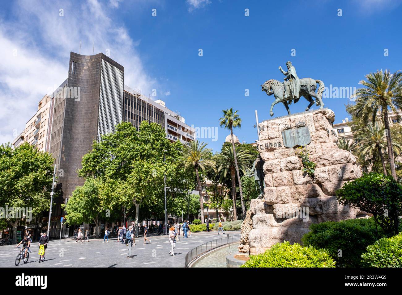 Fine equestrian statue -Fotos und -Bildmaterial in hoher Auflösung – Alamy