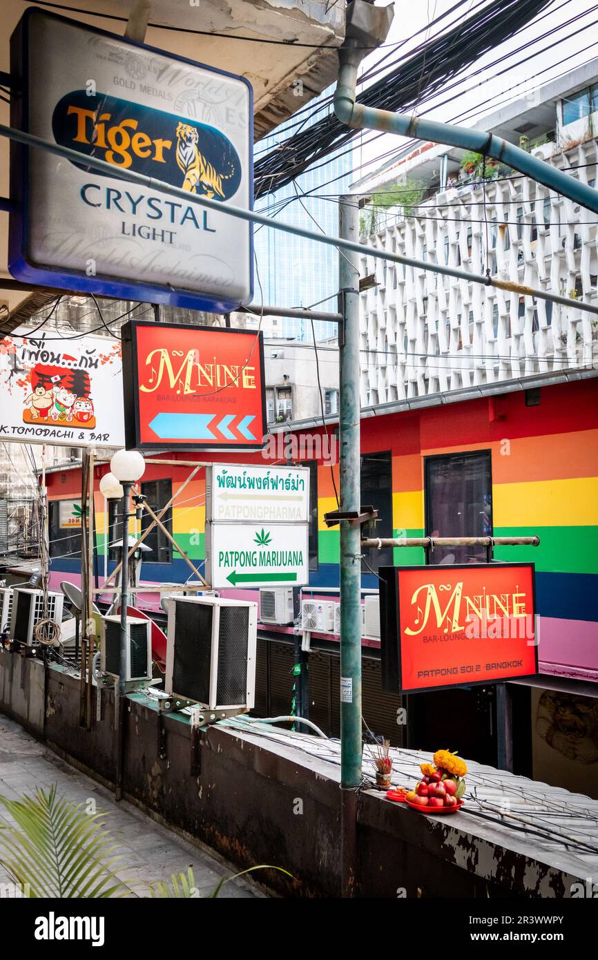 Schwules nachtleben bangkok -Fotos und -Bildmaterial in hoher Auflösung ...