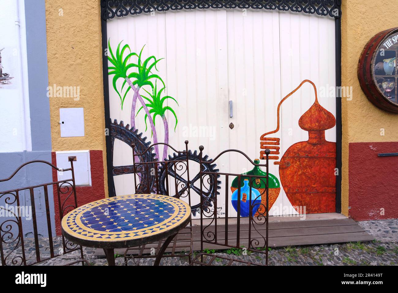 Kunst auf madeira -Fotos und -Bildmaterial in hoher Auflösung – Alamy