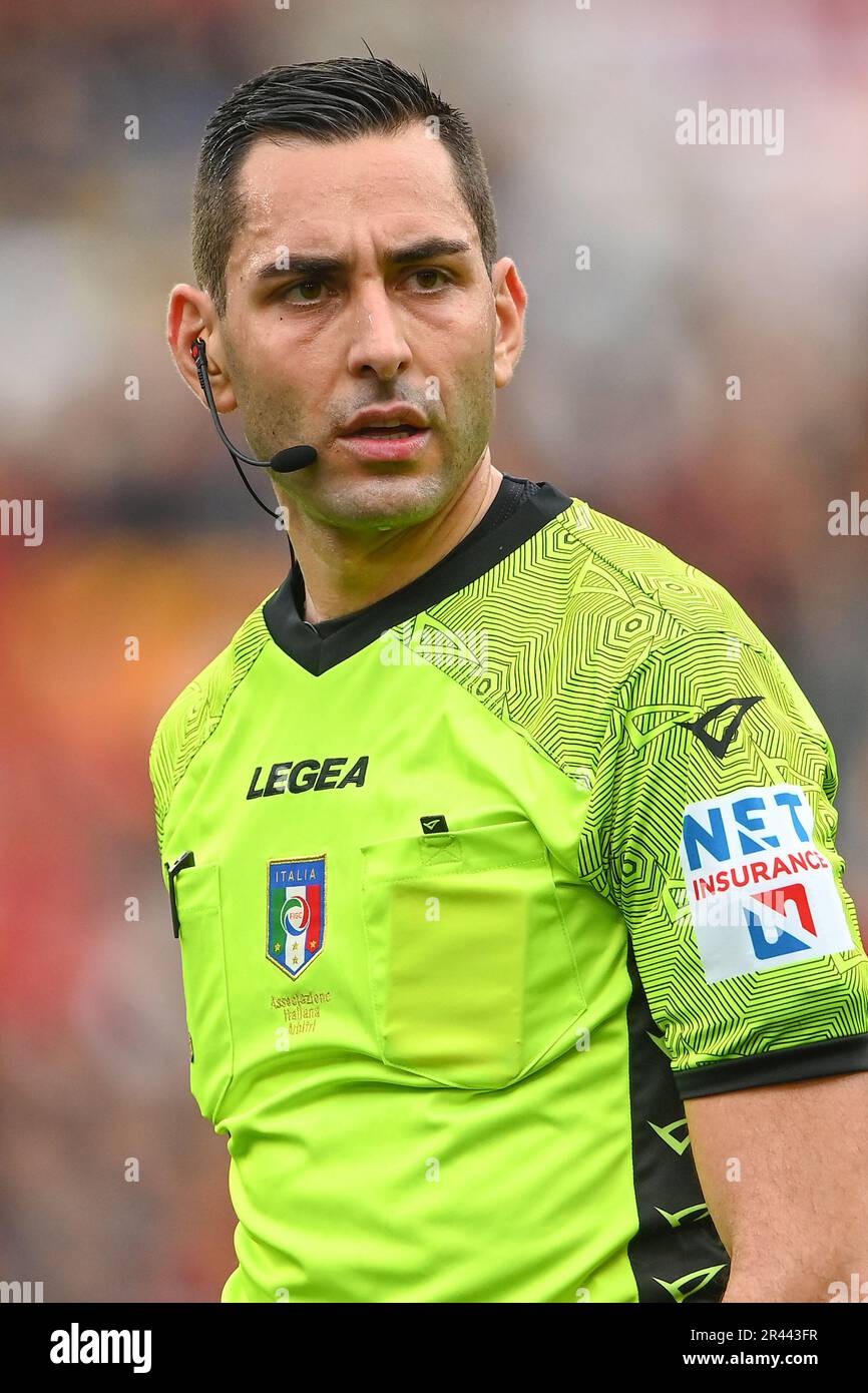 Schiedsrichter Andrea Colombo während des Spiels der Serie A zwischen ...