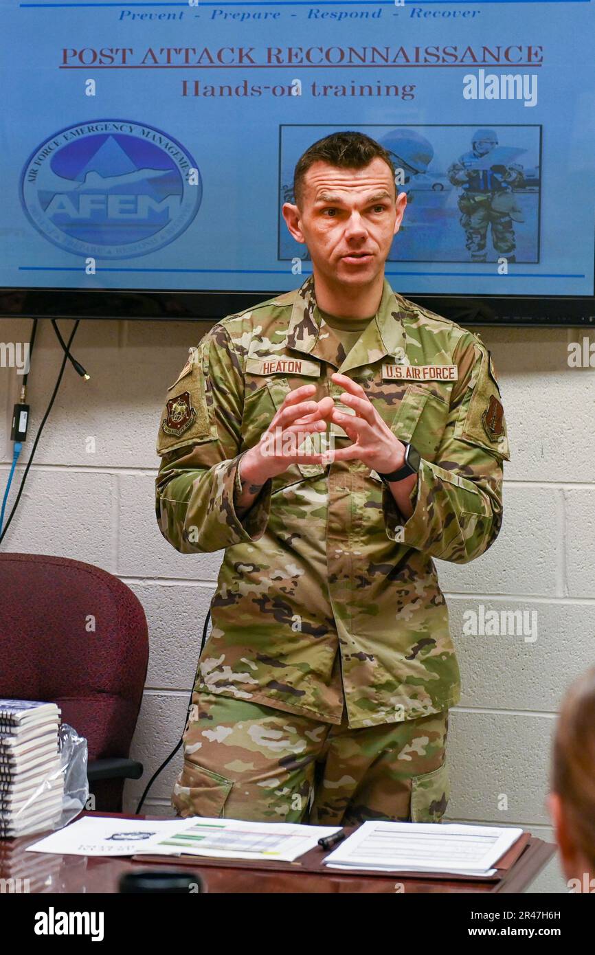 USA Air Force Senior Airman Steven Heaton, 167. Airlift Wing Emergency ...