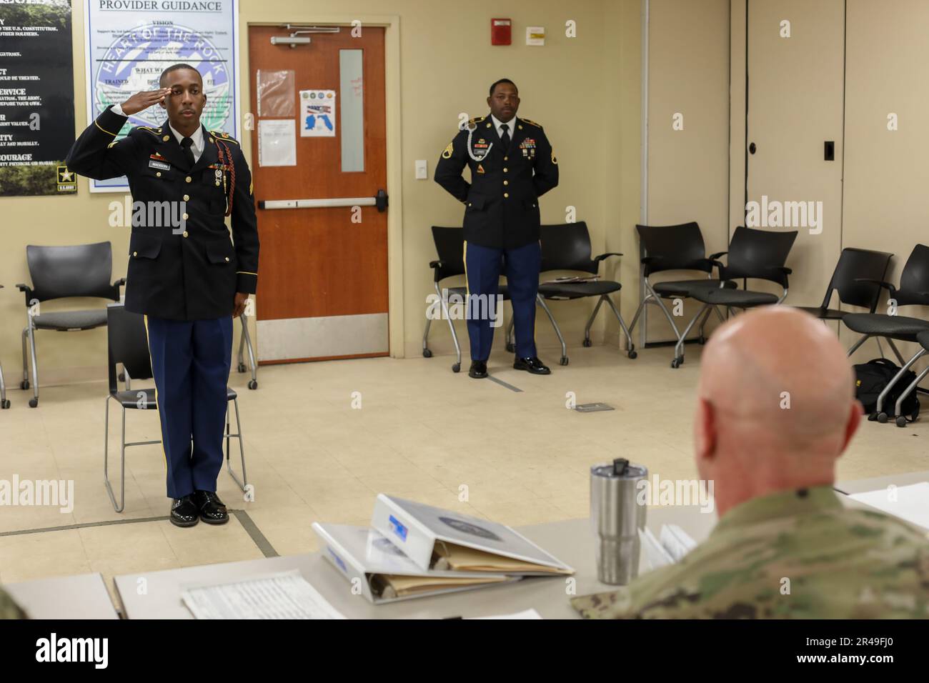 USA Army Sgt. Chayse Madison, dem 87. Division Sustainment Support ...