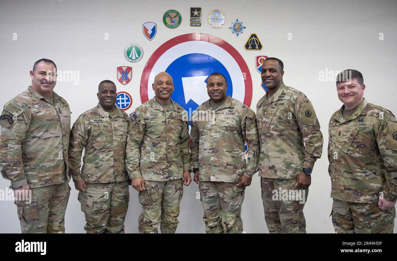 Generalmajor Michel M. Russell Sr., Commanding General, 1. Theater ...