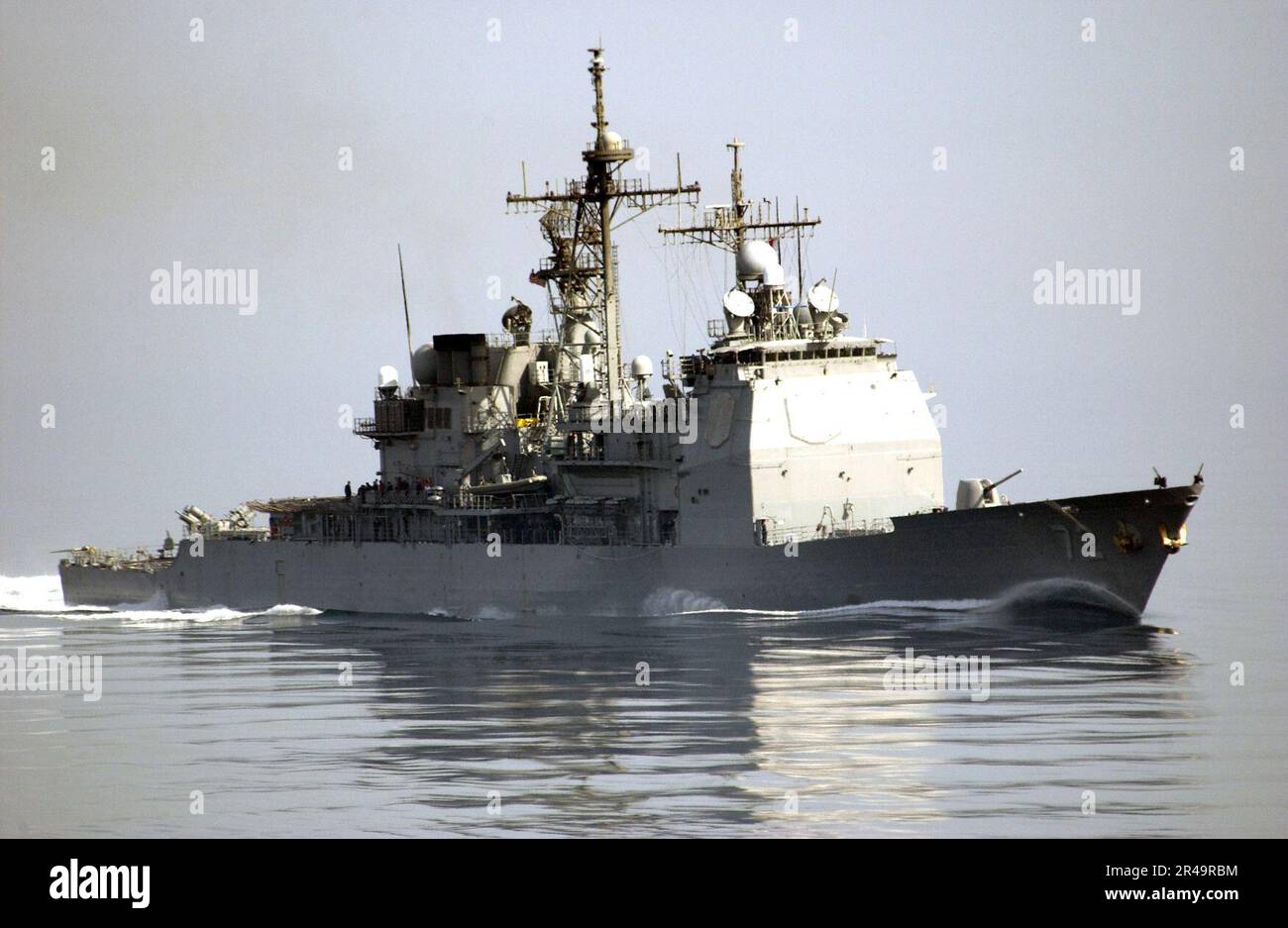 US Navy der Raketenkreuzer der Ticonderoga-Klasse USS Vella Gulf (CG 72 ...
