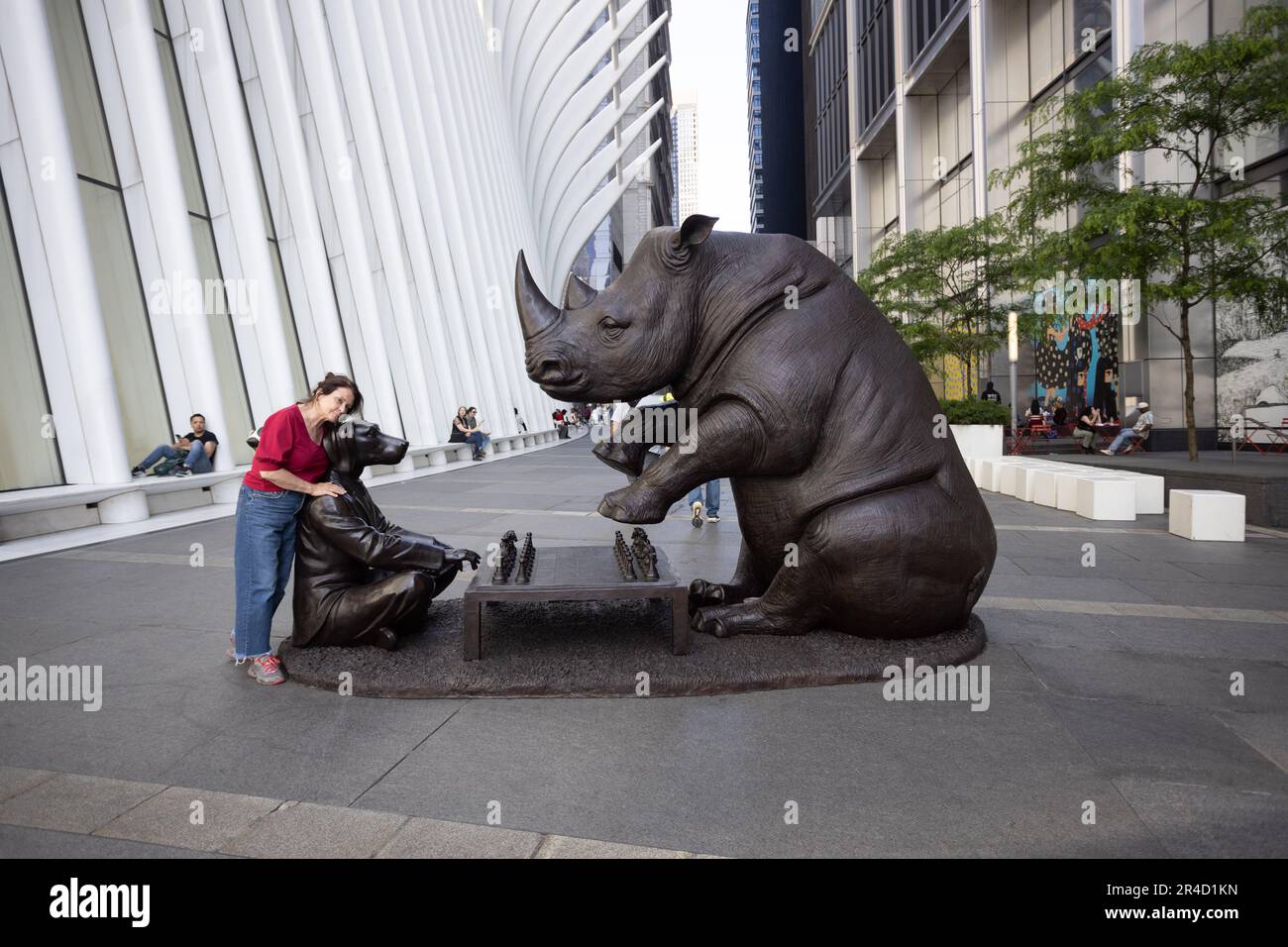Auf der South Oculus Plaza des World Trade Center Campus in Lower ...
