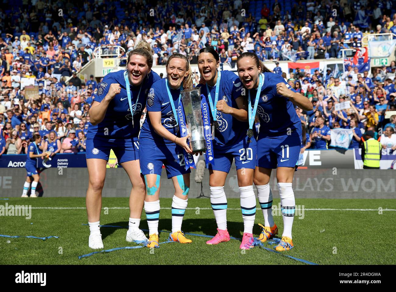 (L-R) Chelsea's Millie Bright, Erin Cuthbert, Sam Kerr und Guro Reiten ...