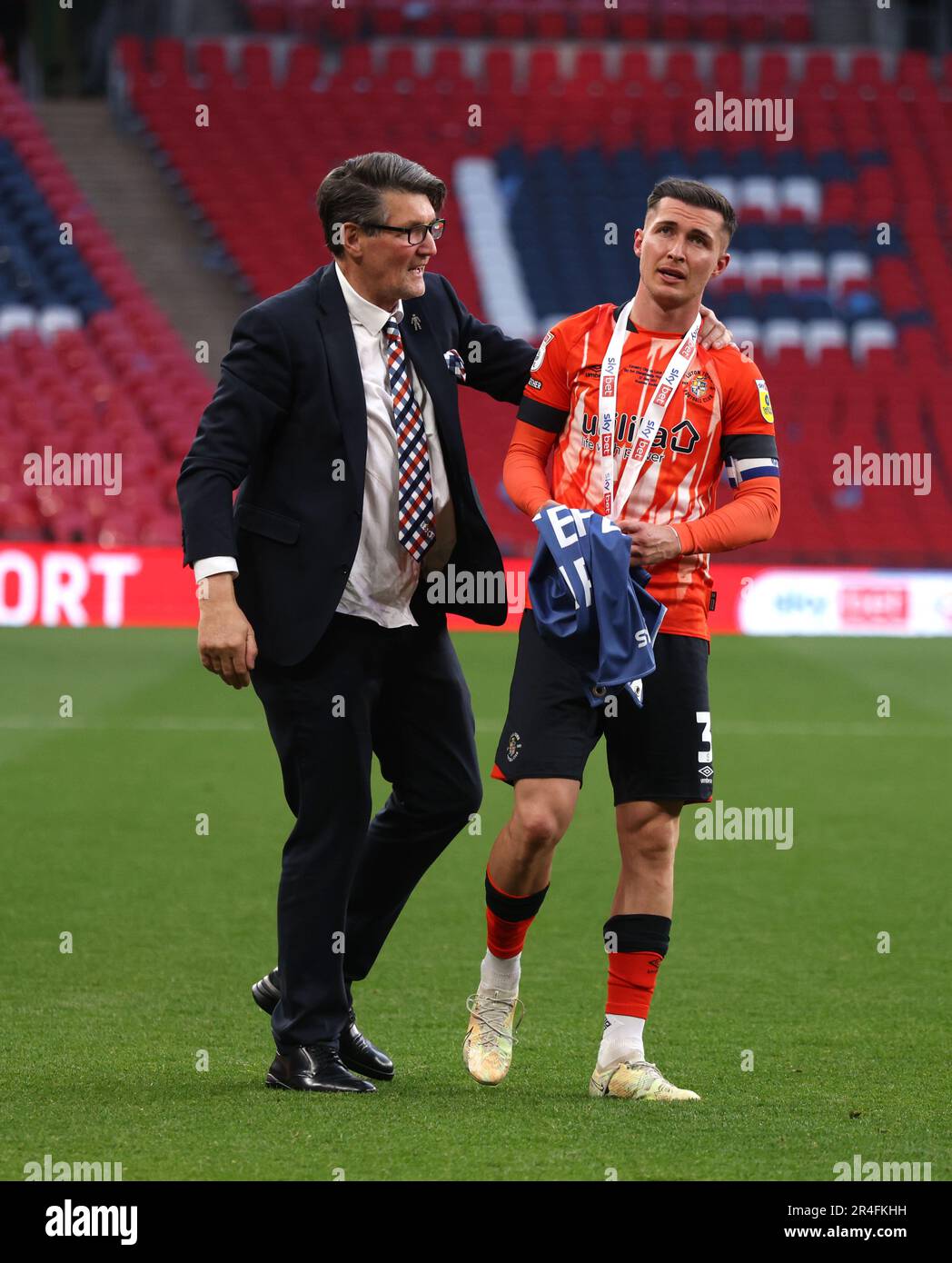 London, Großbritannien. 27. Mai 2023. Mick Harford und Dan Potts (LT ...