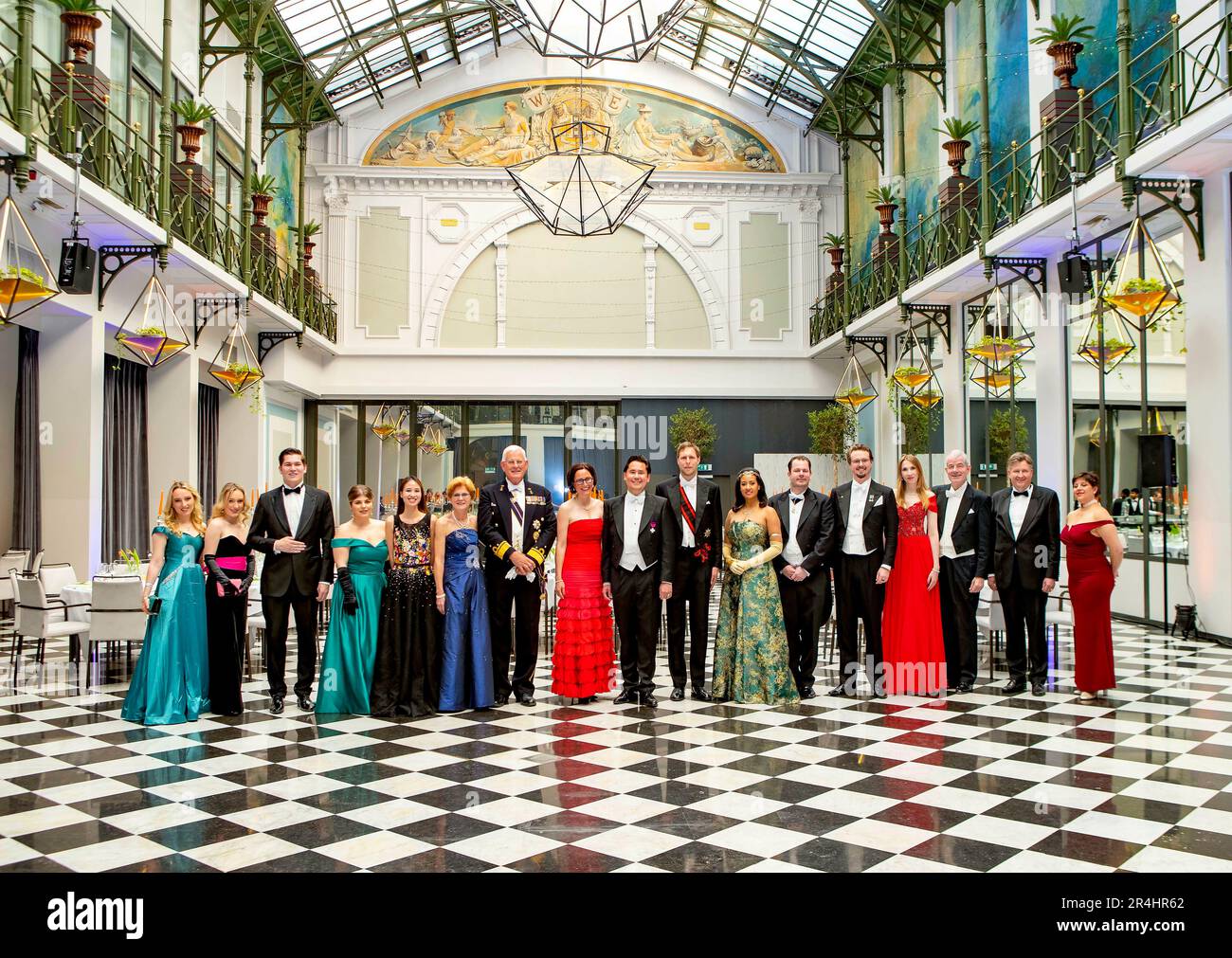 Amsterdam, Niederlande. 27. Mai 2023. Denisa Nela, Dr. Estelle Dinh, vizeadmiraal Matthieu ...