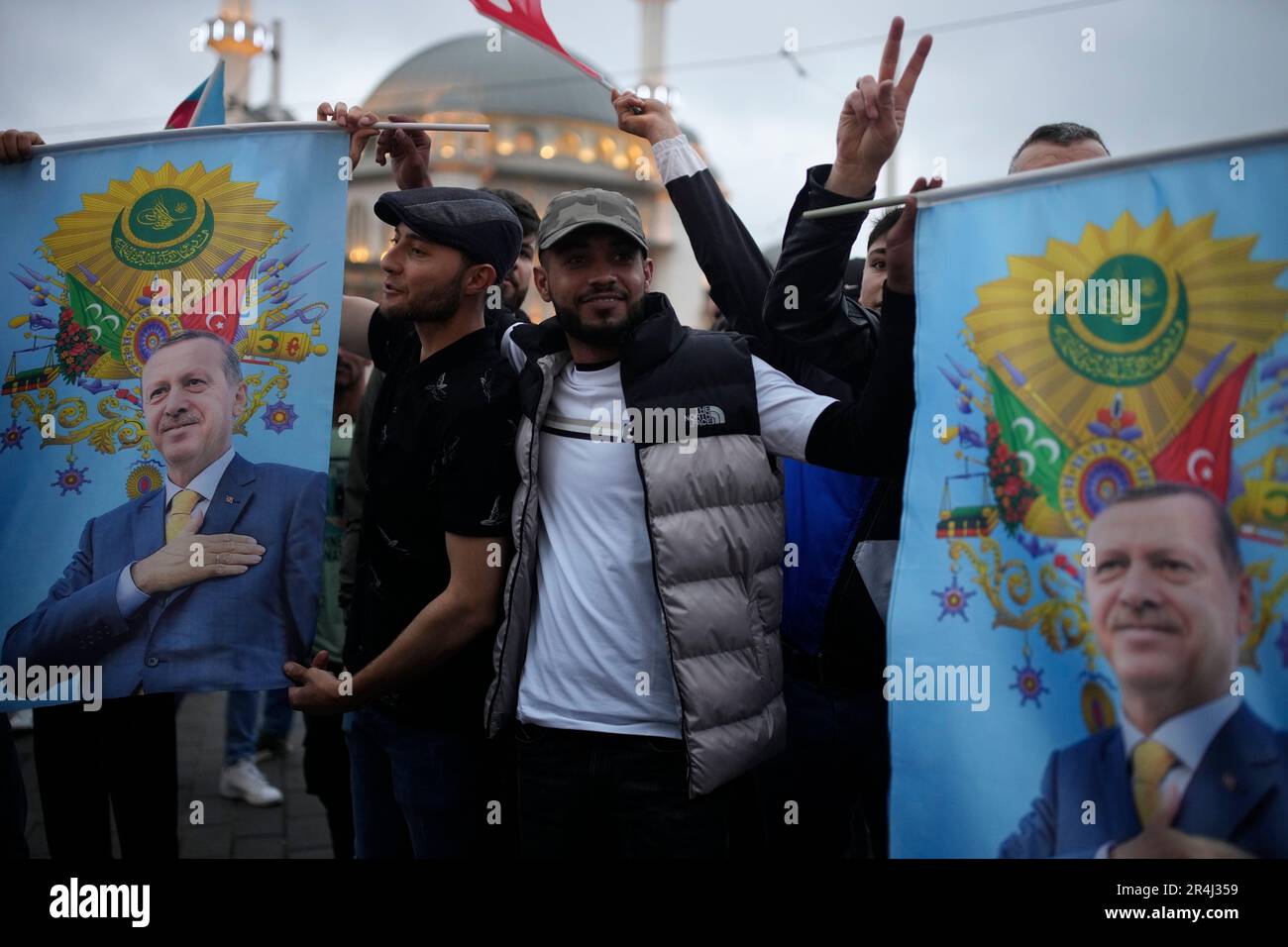 Supporters of the President Recep Tayyip Erdogan celebrate in Istanbul ...
