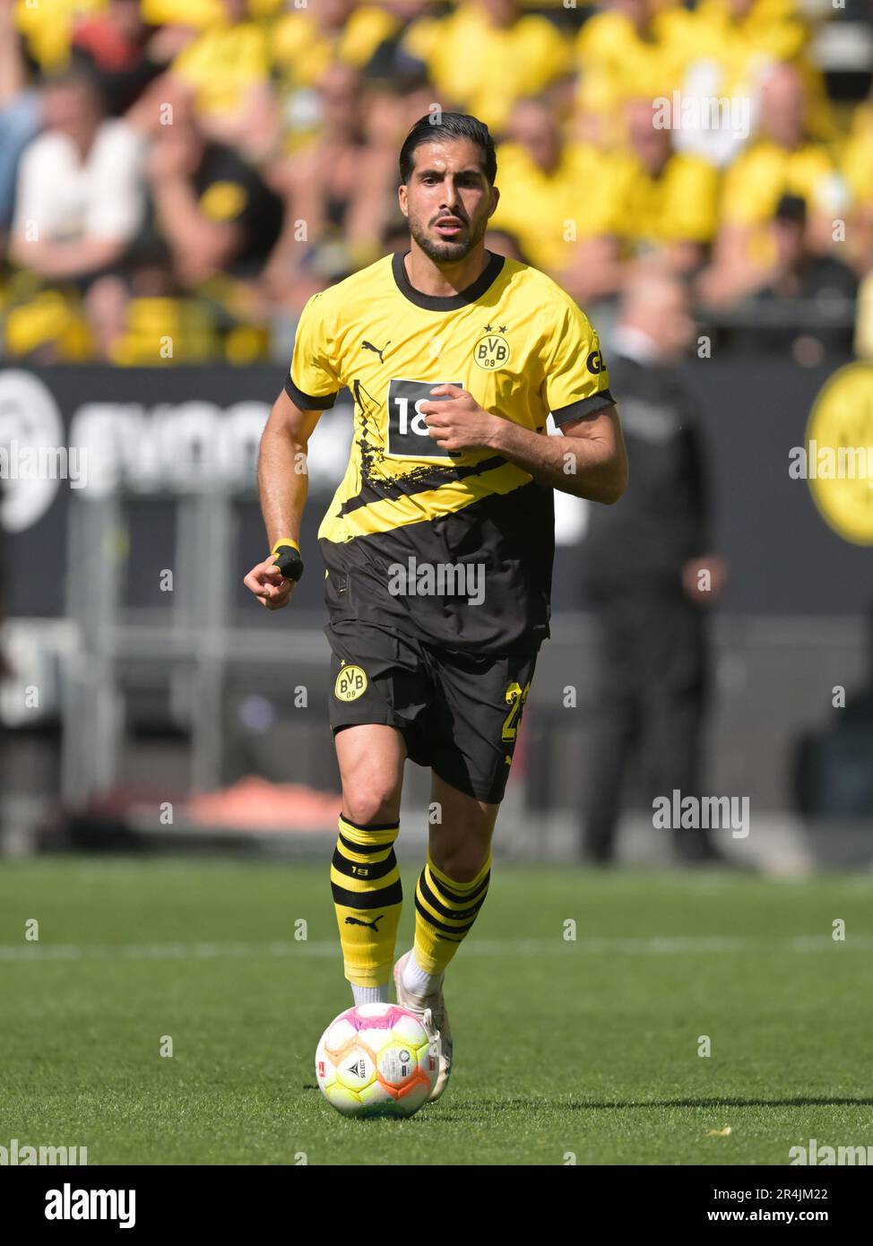 DORTMUND - Emre Can von Borussia Dortmund während des Bundesliga-Spiels ...