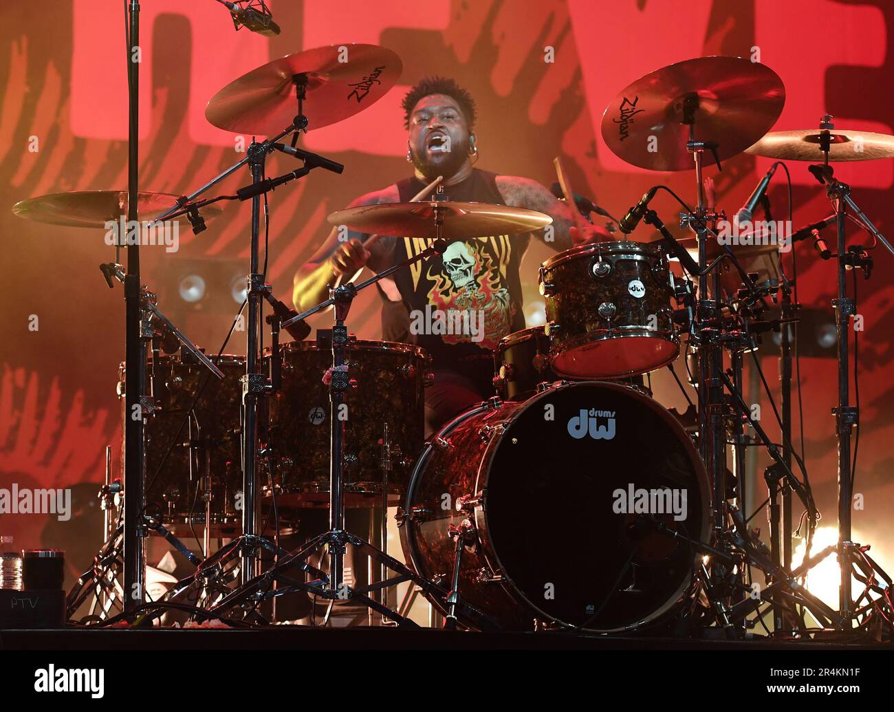 BOCA RATON - MAI 27: Loniel Robinson von Pierce the Veil tritt während ...