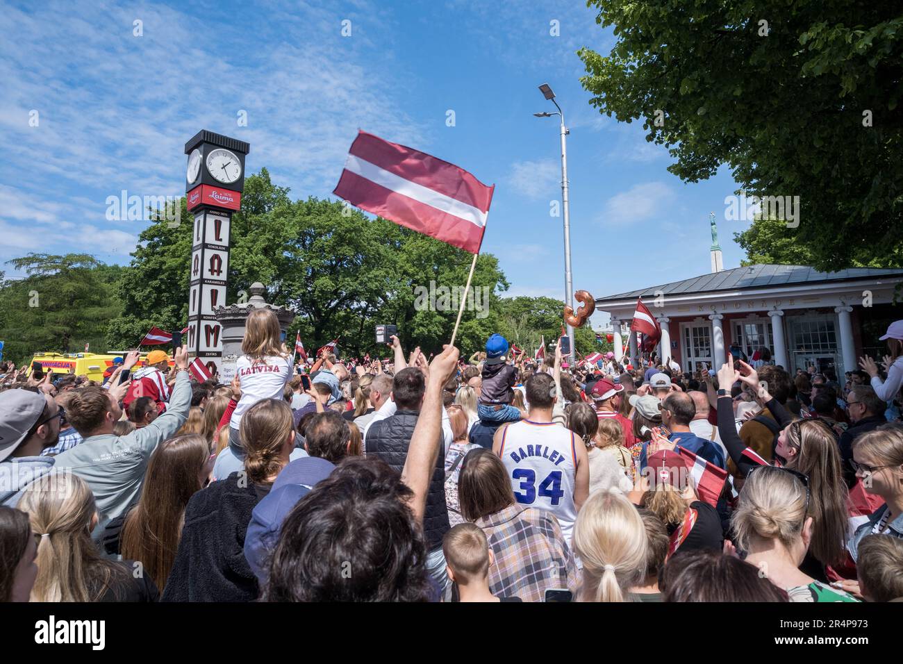 Riga, Lettland - 29. Mai 2023: Begrüßung der Eishockeymannschaft der ...