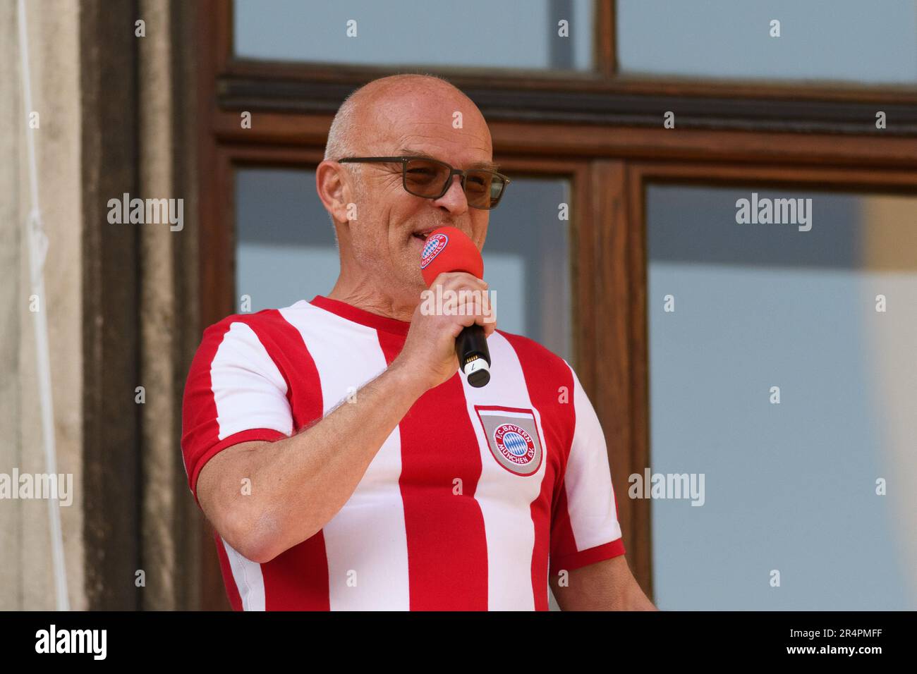 Stadionsprecher fc bayern muenchen frauen -Fotos und -Bildmaterial in ...