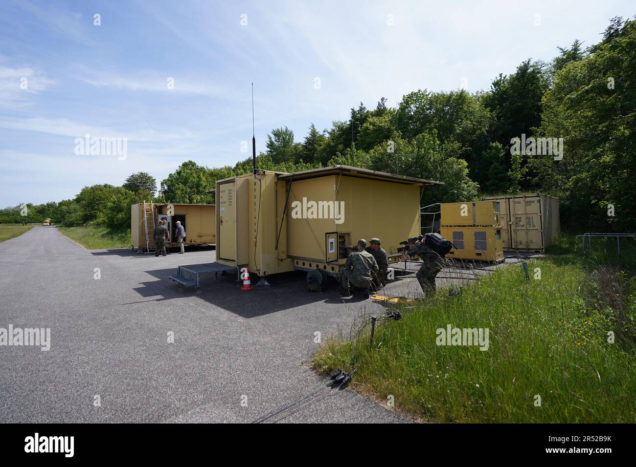 31. Mai 2023, Schleswig-Holstein, Todendorf: Blick auf die Leitungs ...