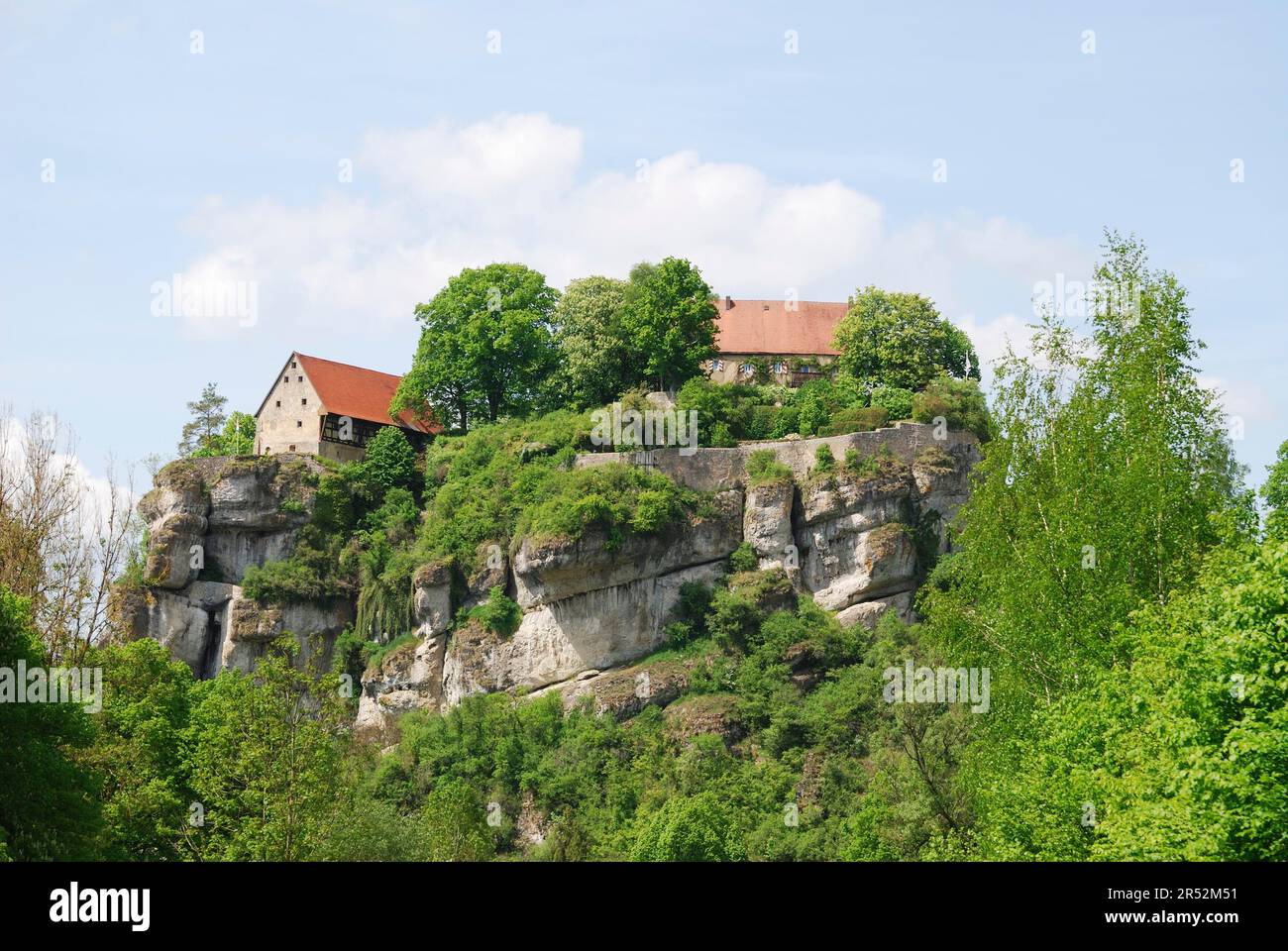 POTTENSTEIN, DEUTSCHLAND, MAI 19. Schloss Pottenstein, Deutschland am ...