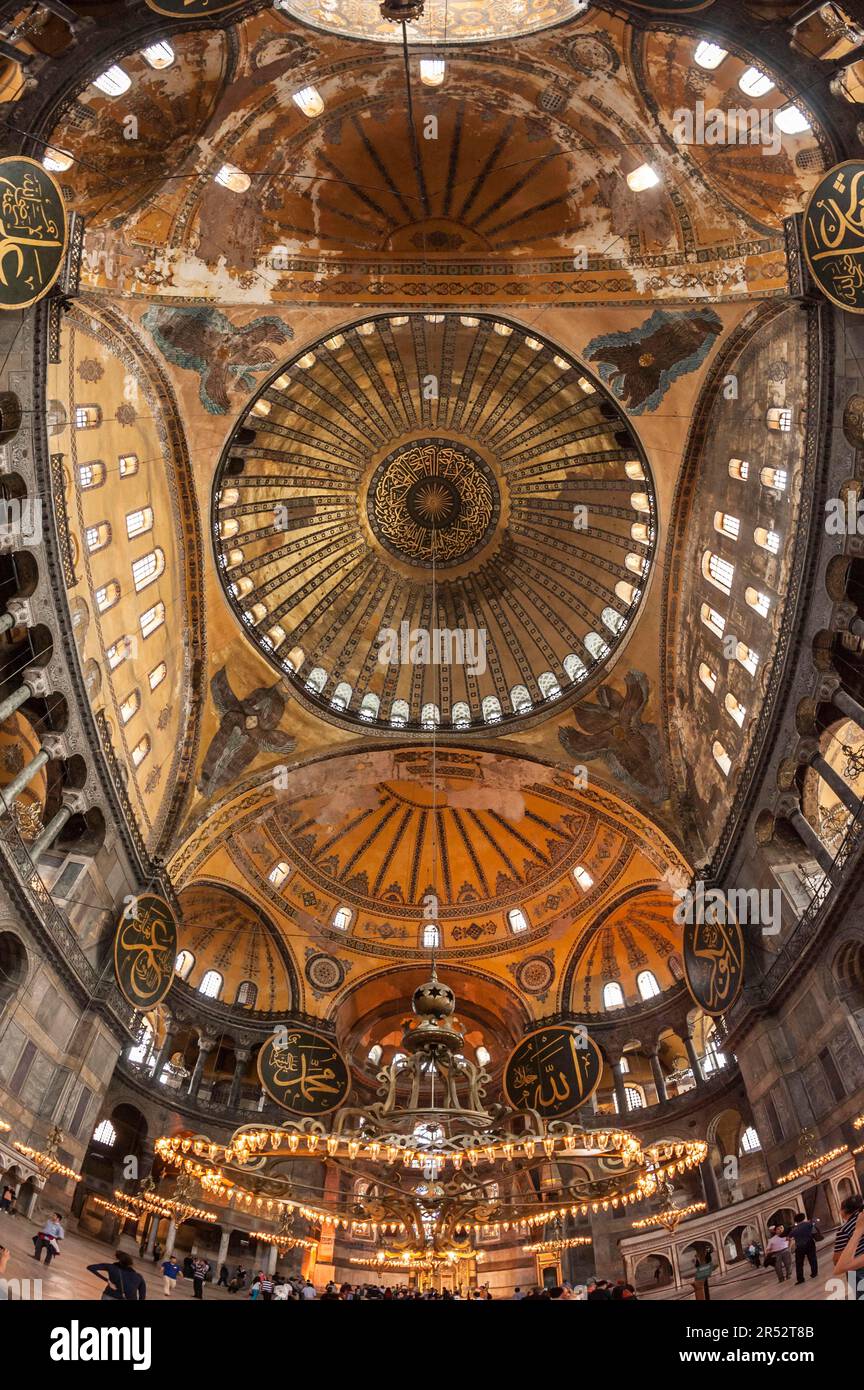 Kuppel, Hagia Sophia, heute Hagia Sophia Moschee Museum, Istanbul ...