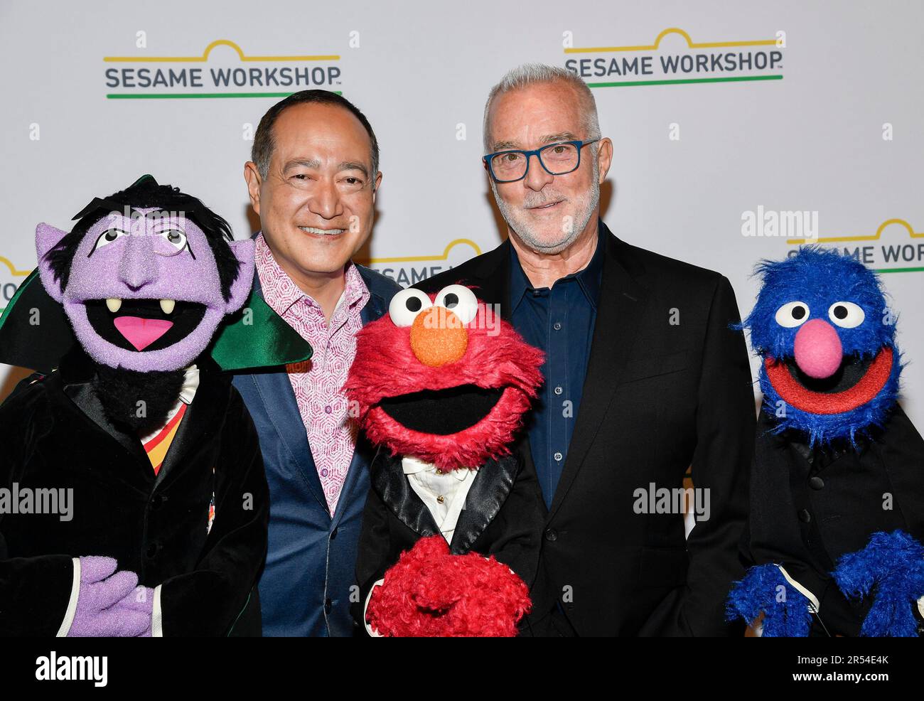 Actor Alan Muraoka, left, and husband Herb Perry pose with Count von ...