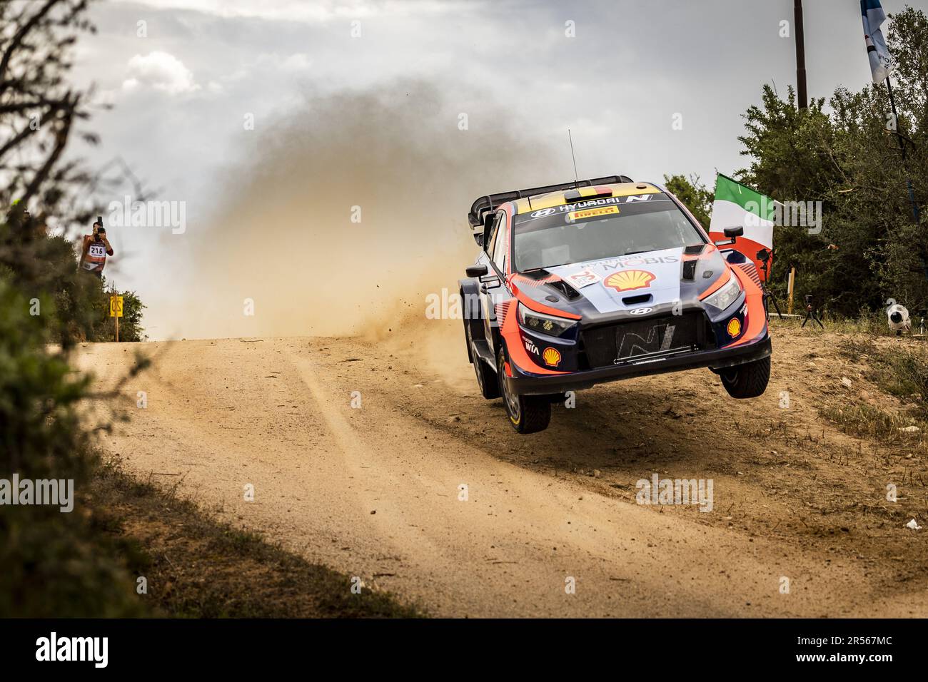 Olbia, Italien - 01/06/2023, 11 Thierry NEUVILLE (BEL), Martijn ...