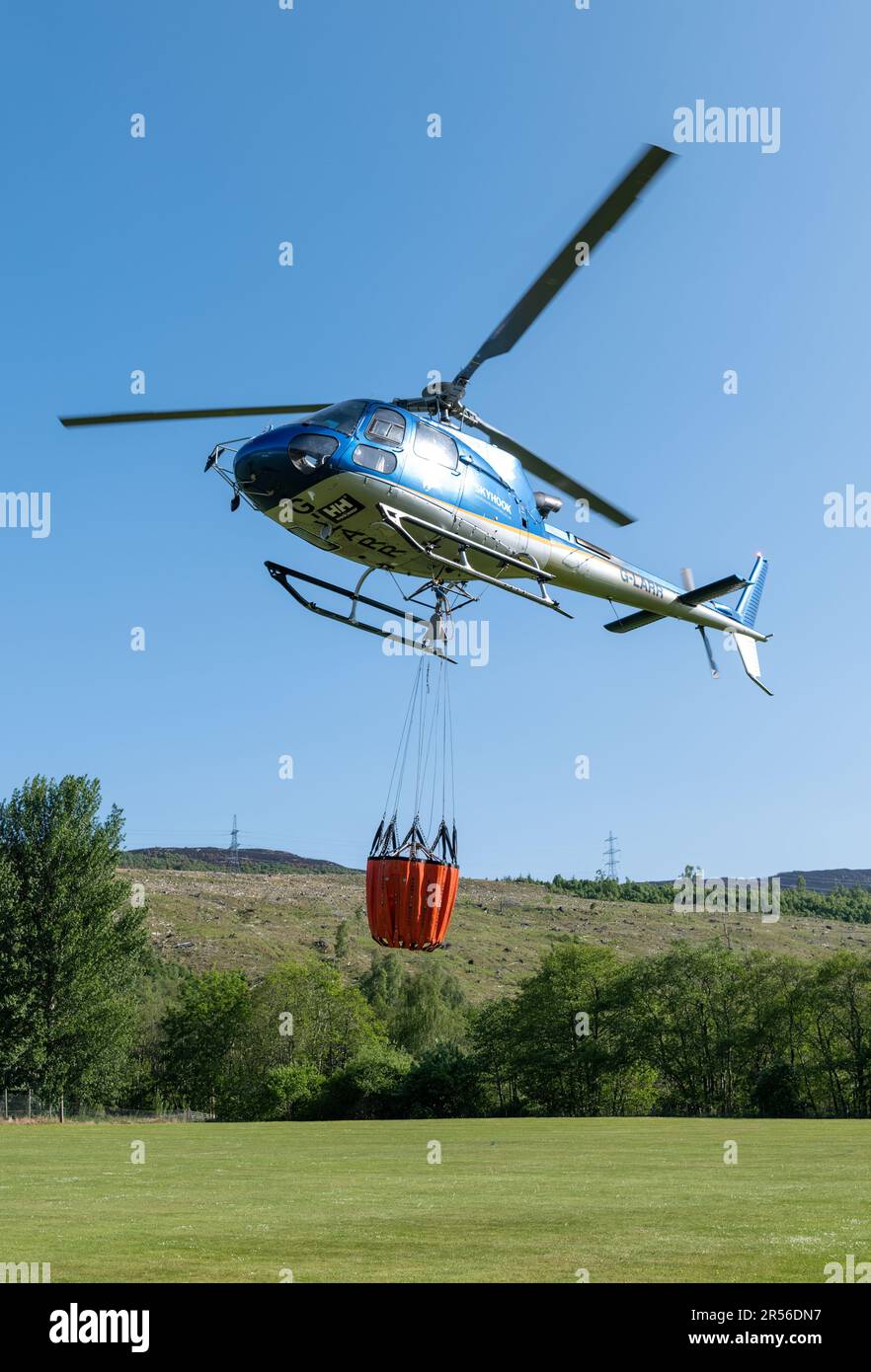 Aerial fire fighting -Fotos und -Bildmaterial in hoher Auflösung – Alamy