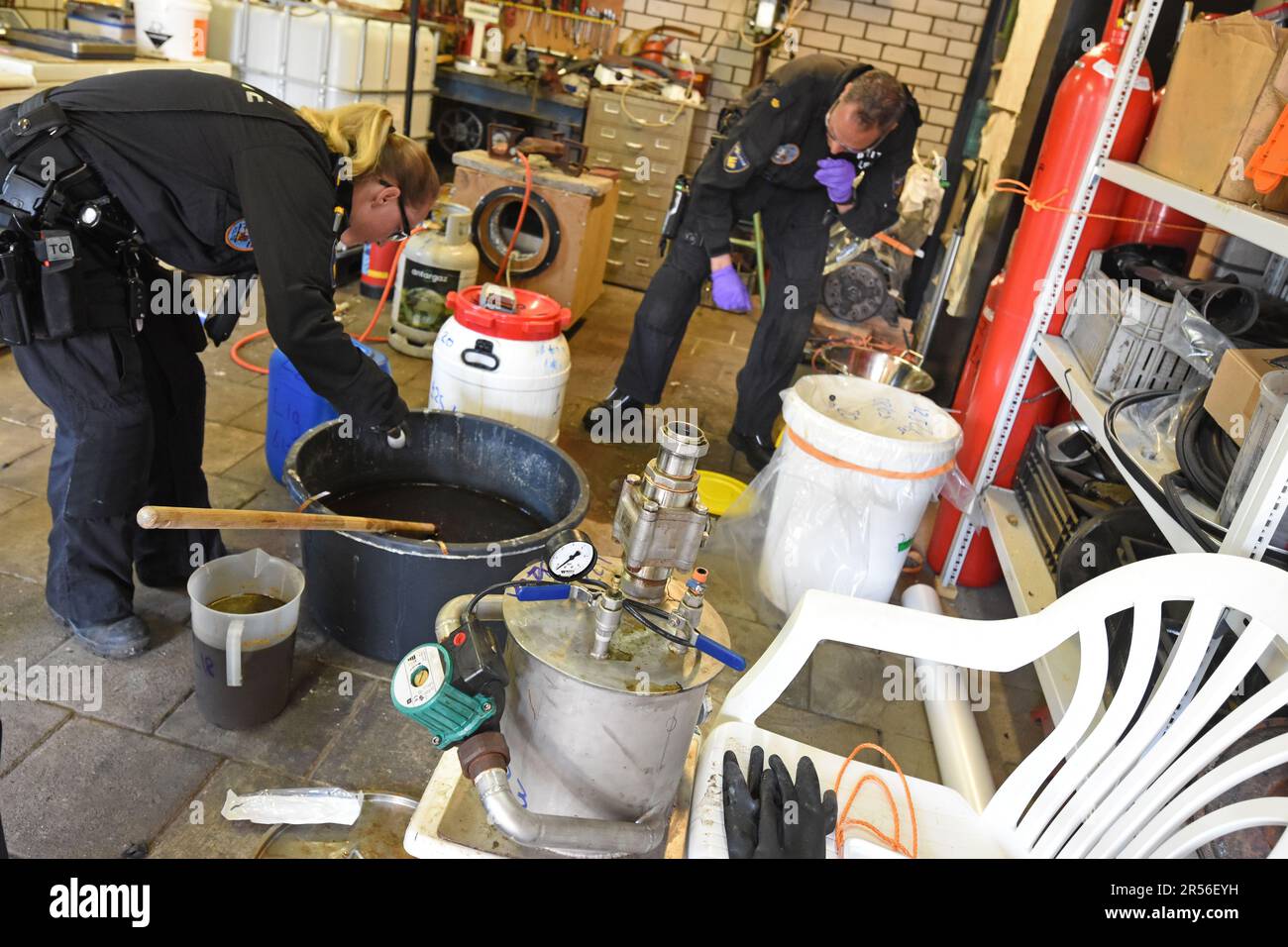 Xtc methm crystal met -Fotos und -Bildmaterial in hoher Auflösung – Alamy