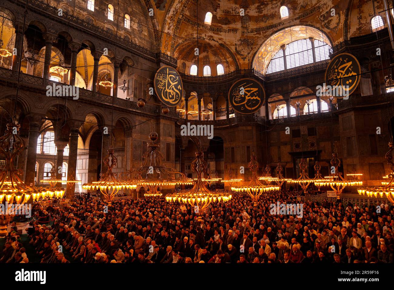 FILE - Muslim worshippers pray during the Muslim holy fasting month of ...