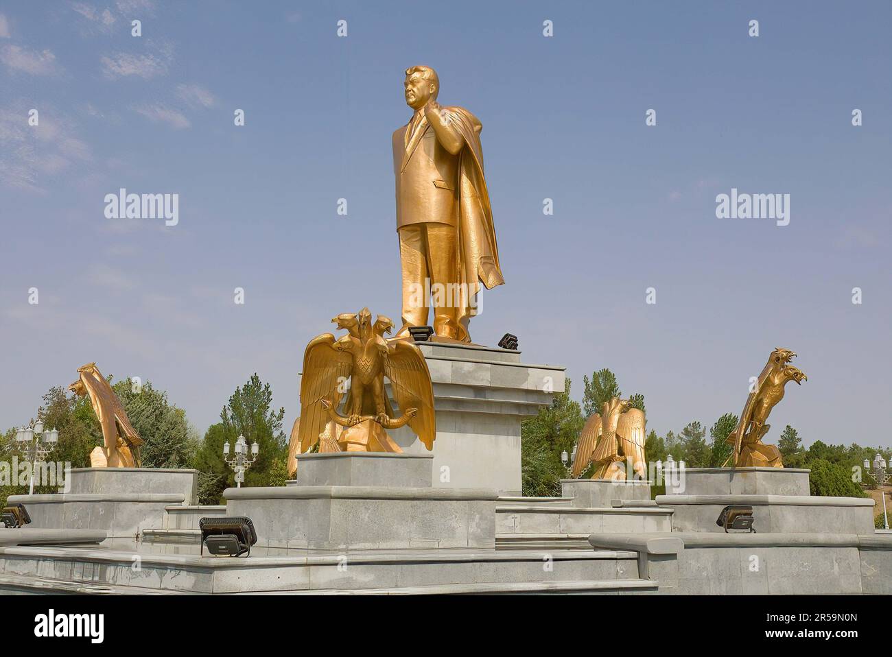 Saparmurat niyazov turkmenbashi -Fotos und -Bildmaterial in hoher ...