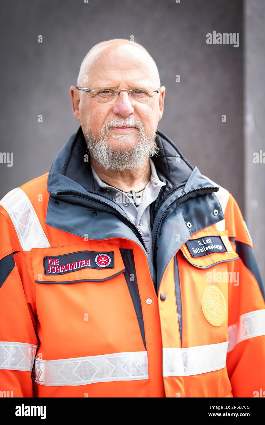 Eschede, Deutschland. 02. Juni 2023. Gerhard Latt, Freiwilliger bei Johanniter Unfall-Hilfe ...