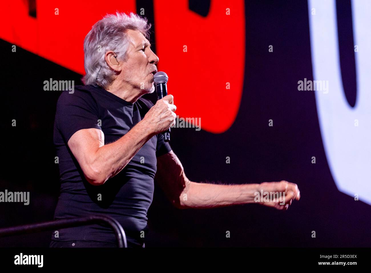 Roger waters live 2023 -Fotos und -Bildmaterial in hoher Auflösung – Alamy