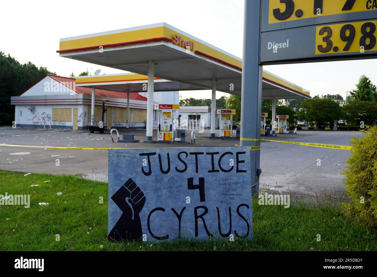 A sign sits across from the shuttered Xpress Mart Shell station, Friday ...
