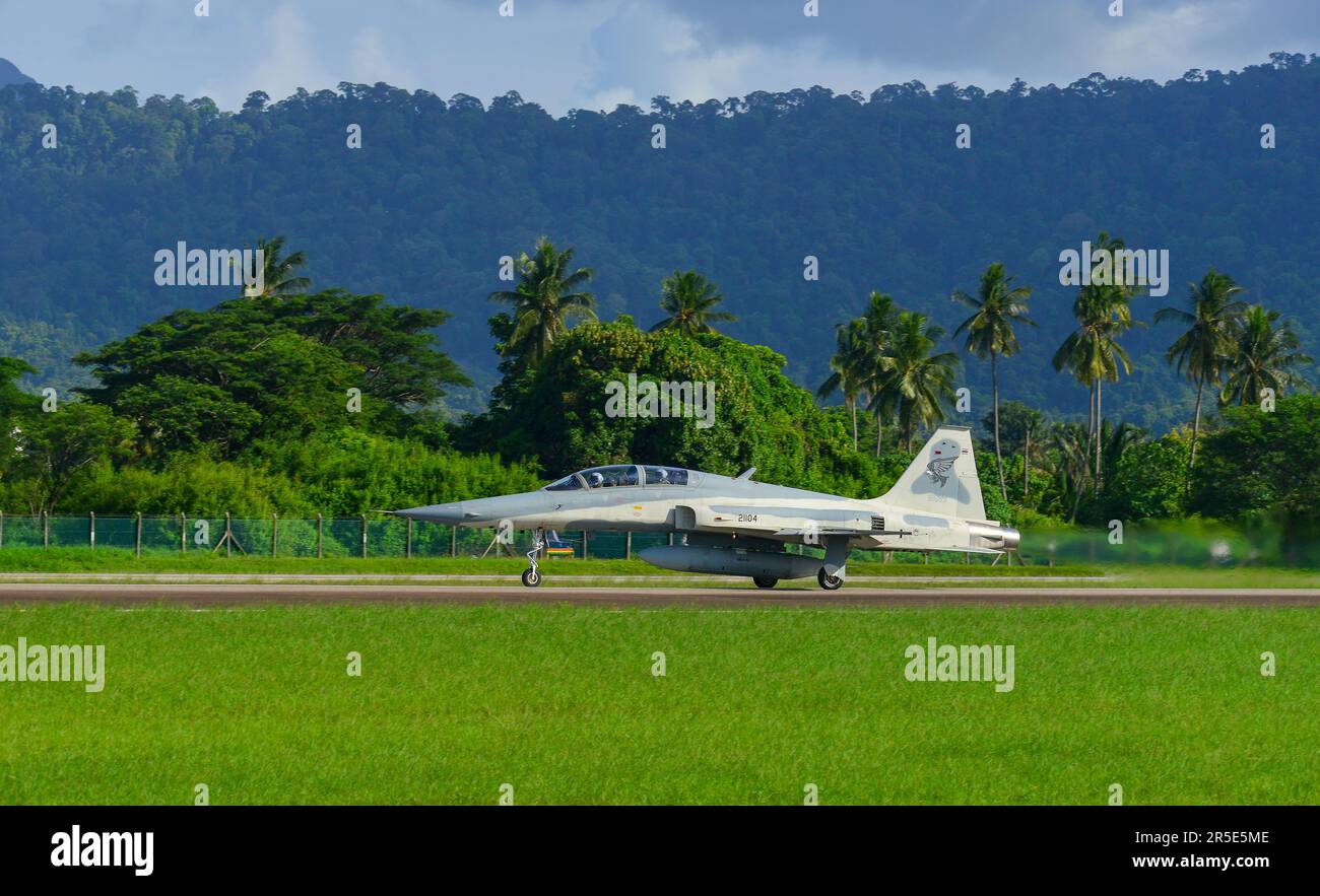 Langkawi, Malaysia - 28. Mai 2023. Ein Northrop F-5 Tiger II der Royal ...