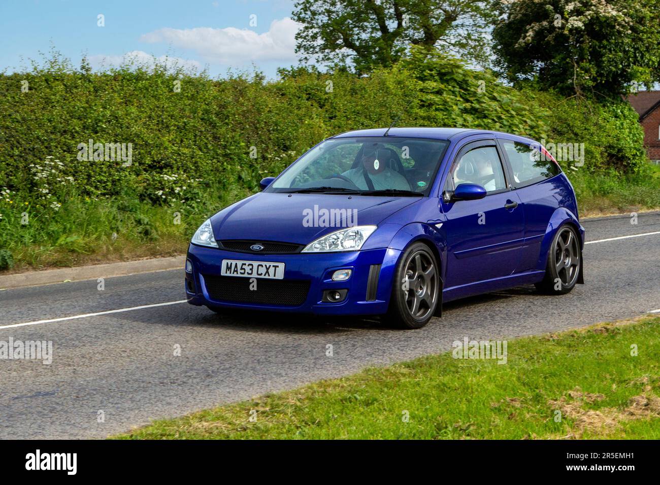 Oldtimer, Motoren aus vergangenen Jahren auf dem Weg zur Capesthorne ...