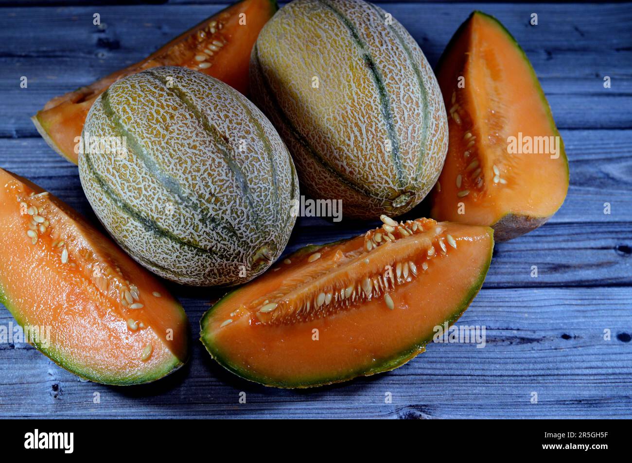 Muskmelone, Cucumis melo oder Melone, eine Cucumis-Art, die sich zu ...