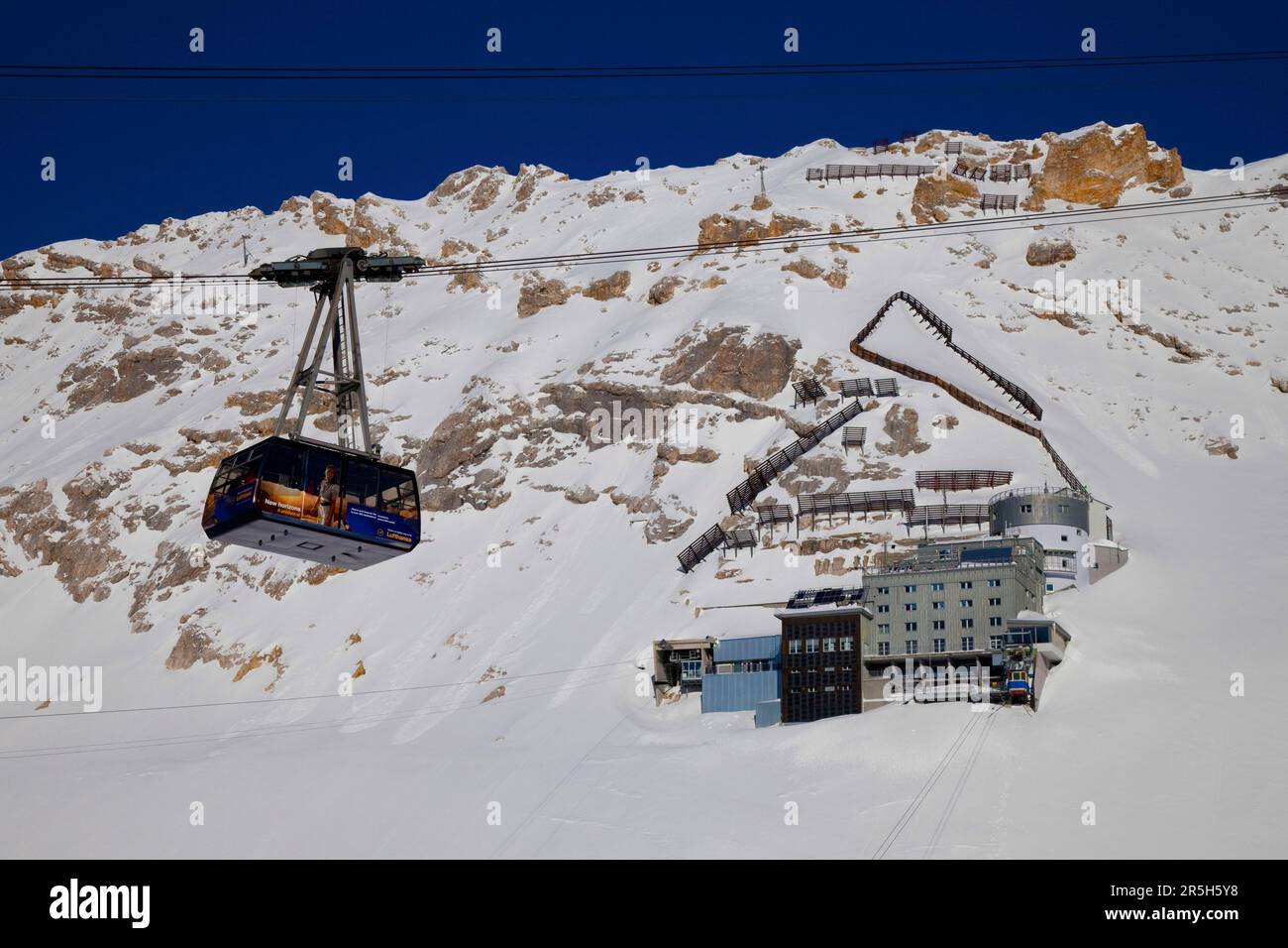 Gondel, Bergbahn, Schneefernerhaus Bergstation, Zugspitze, Bayern ...