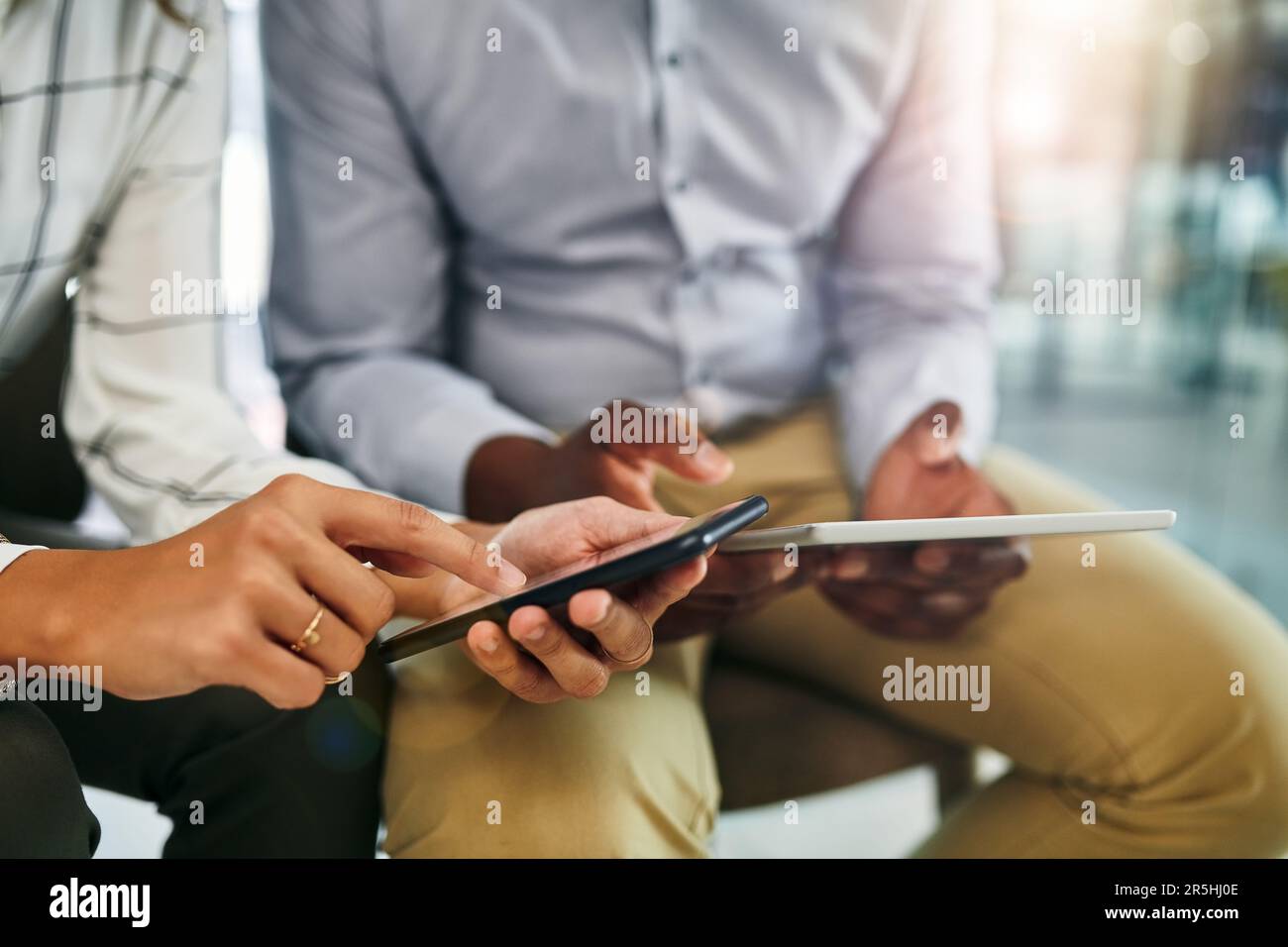 Es gibt so viele Möglichkeiten, mit dem Unternehmen in Kontakt zu ...