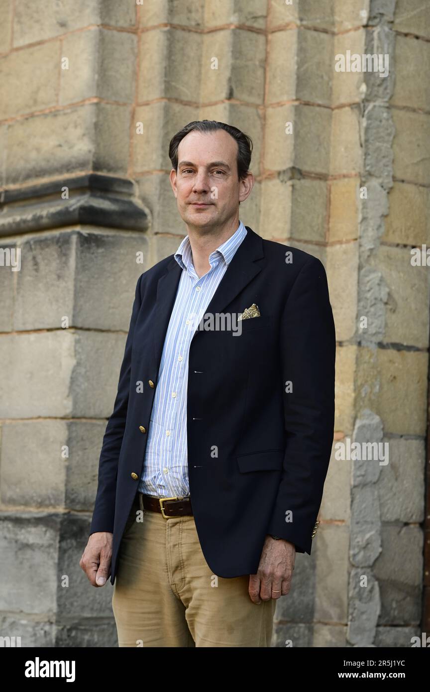 Philipp von Seherr-Thoss bei Giovanni Battista Pergolesi: La serva ...