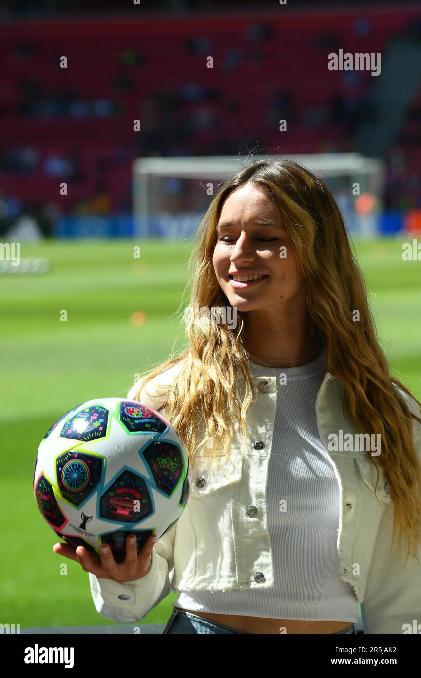 Lia lewis gribius -Fotos und -Bildmaterial in hoher Auflösung – Alamy