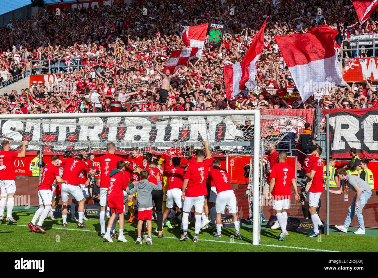 Sport, Fußball, Niederrhein-Pokal, 2022/2023, Finale, Rot Weiss Essen ...
