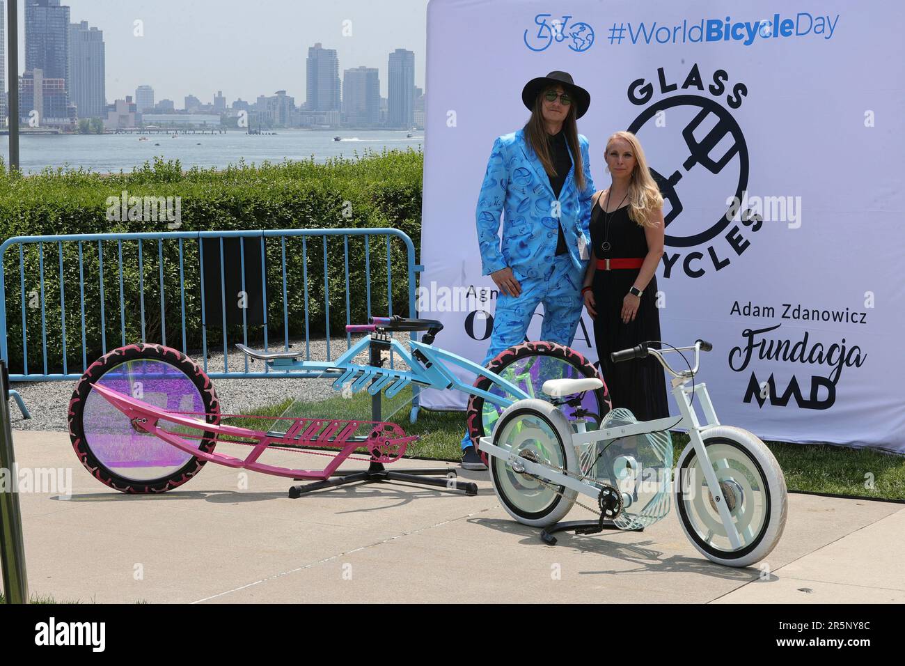 Vereinte Nationen, New York, USA, 02. Juni 2023 - MAD Bicycles Artist ...
