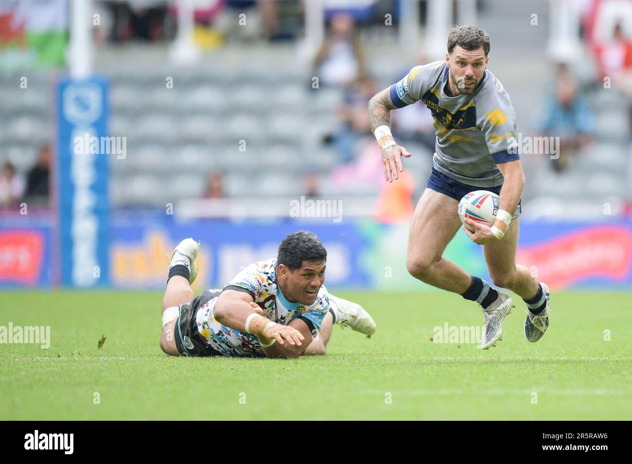 Newcastle, England - 4. Juni 2023 - Wakefield Trinity's will Dagger ...