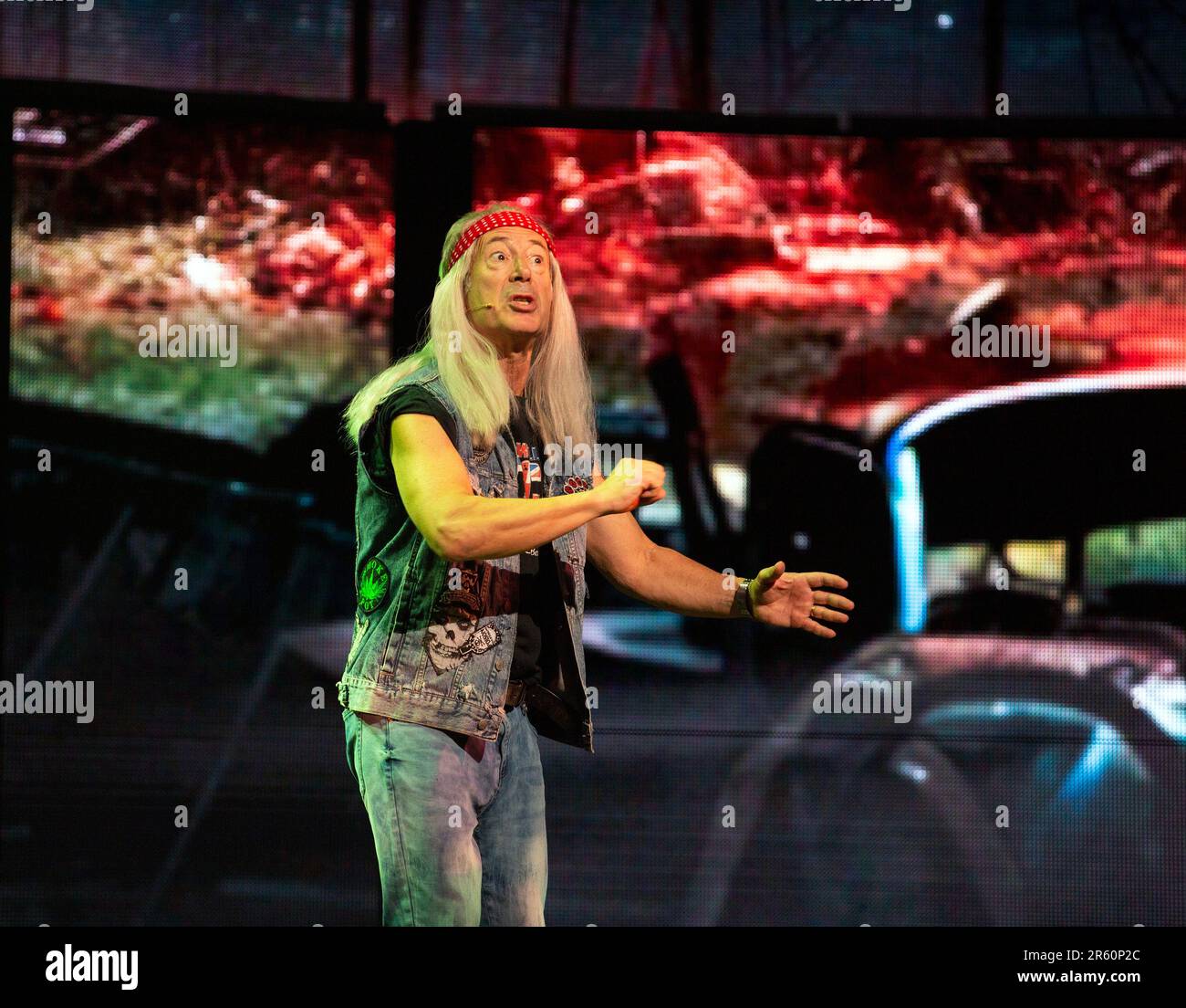 Ben Elton (The Rebel Leader) Wir ROCKEN SIE im London Coliseum, London ...